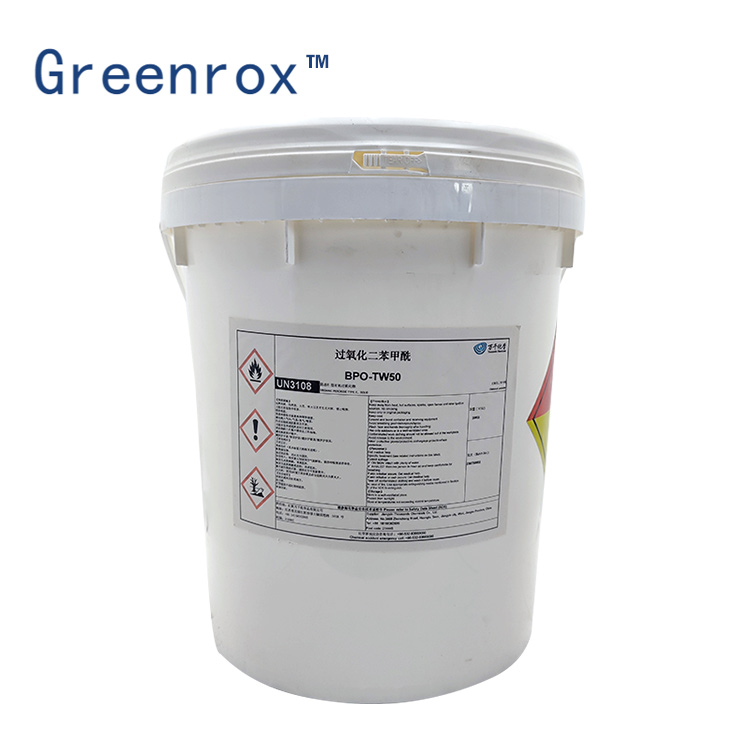 Dibenzoyl peroxide, paste, 50% in dipropylene glycol dibenzoate and water